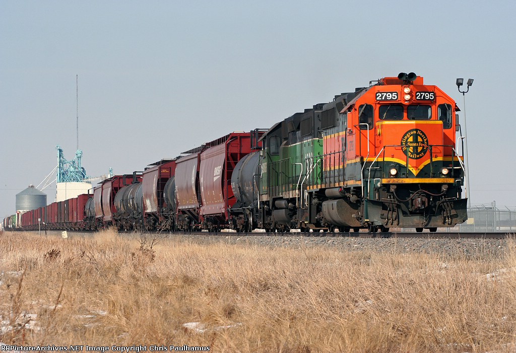 BNSF 2795 (Drayton Local)
